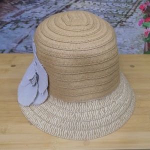 August Hats | Accessories | August Hats Cloche Gray Beige Floral ...